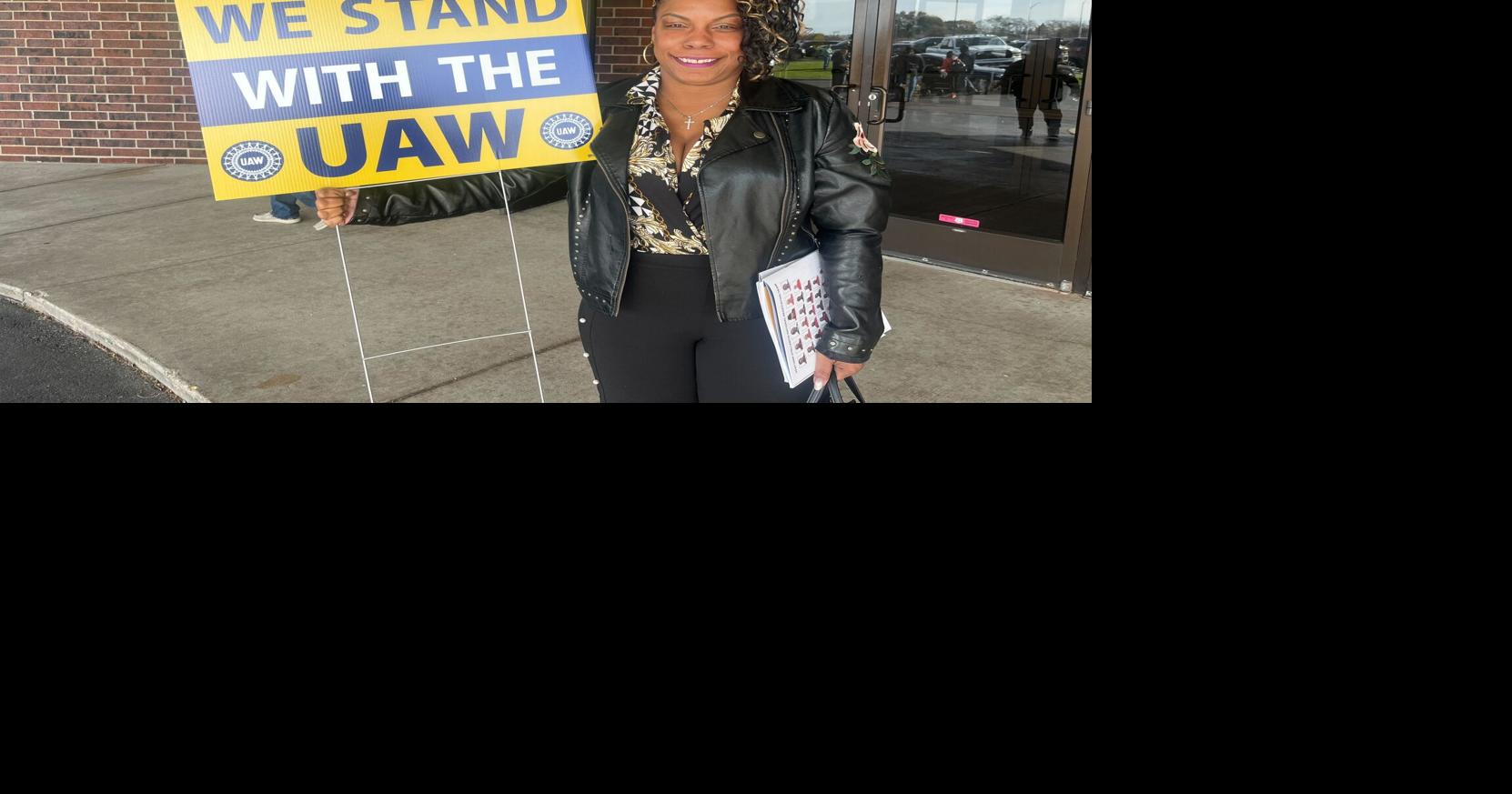 UAW 1268 members meet to discuss the details of a new contract | News ...