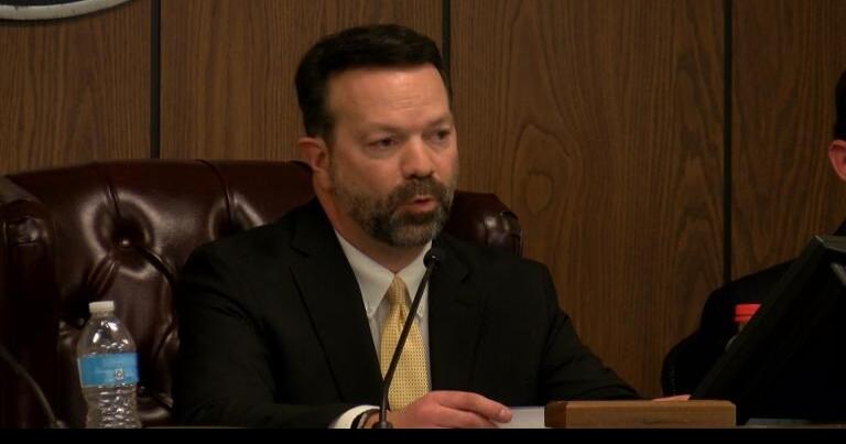 Scott Helms voted in as Stephenson County Board Chairman | News | wrex.com