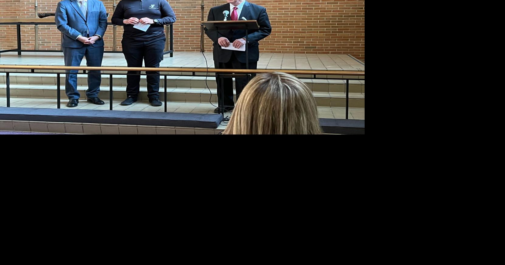 Senator Dick Durbin speaks on issues ahead of midterm elections | Top ...