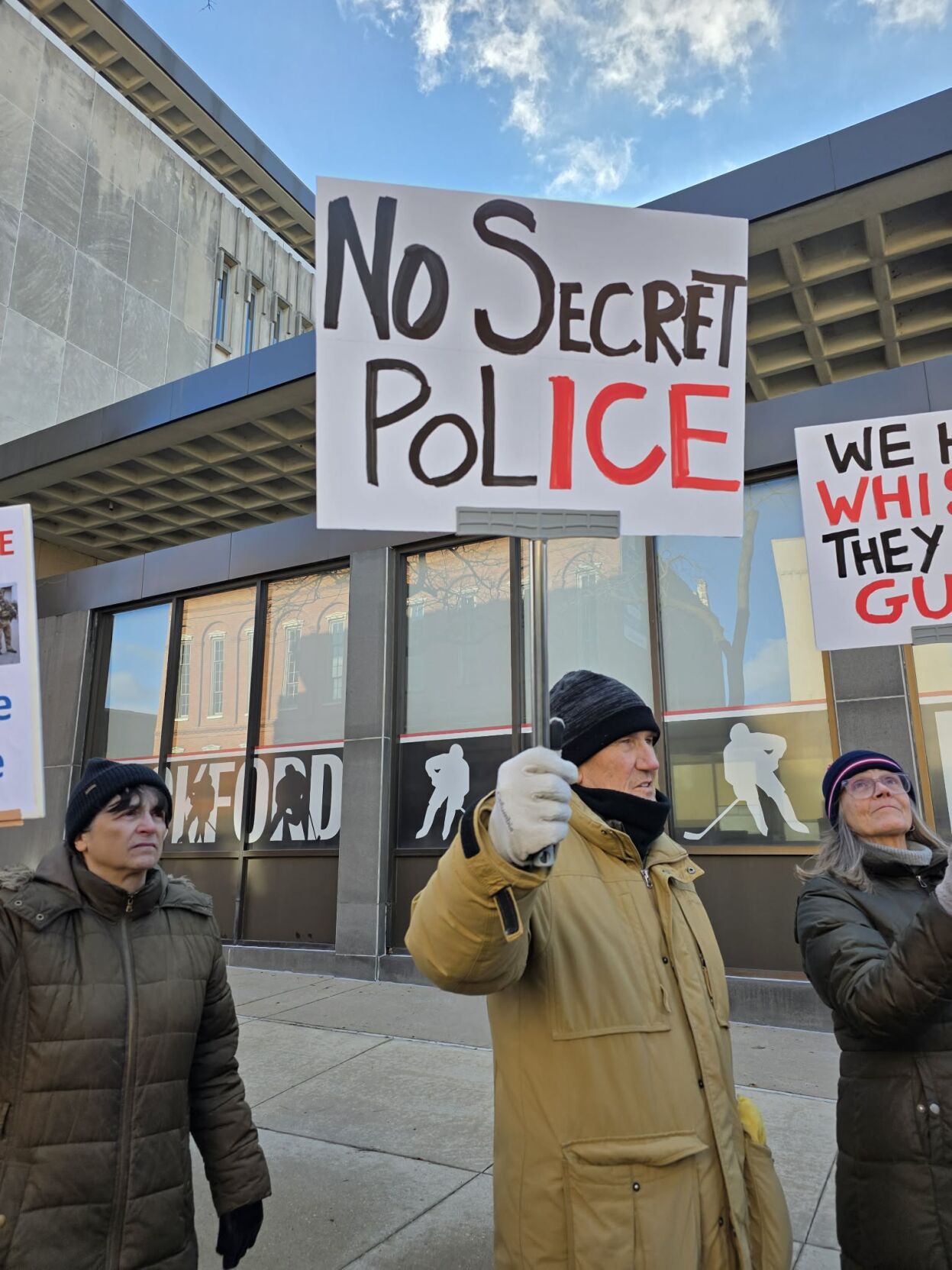 Fatal ICE Shooting in Minnesota sparks protests, vigil in Rockford ...