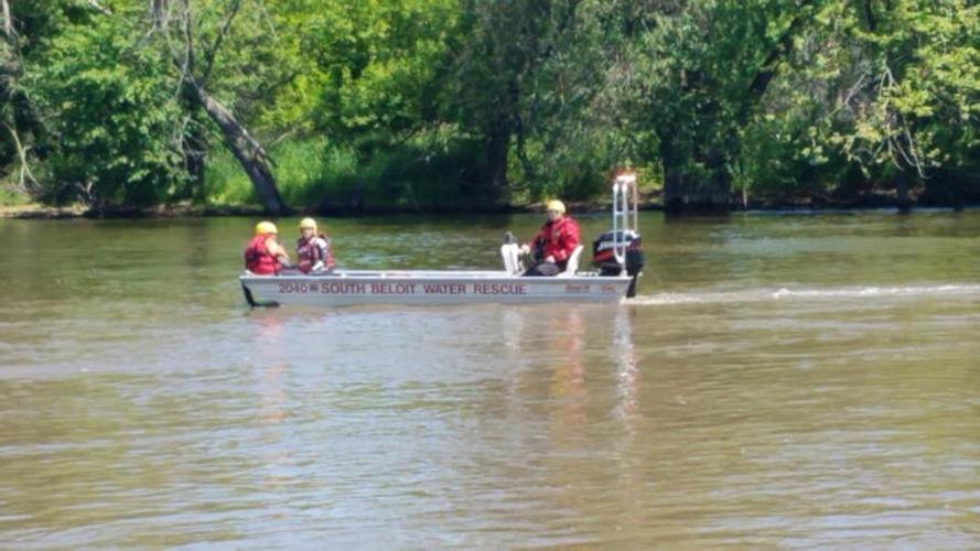 Three people rescued after boat capsizes in Rock River | News | wrex.com