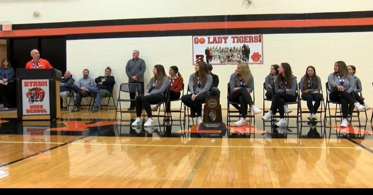 Byron celebrates Tigers' second place finish in State Finals | Top ...