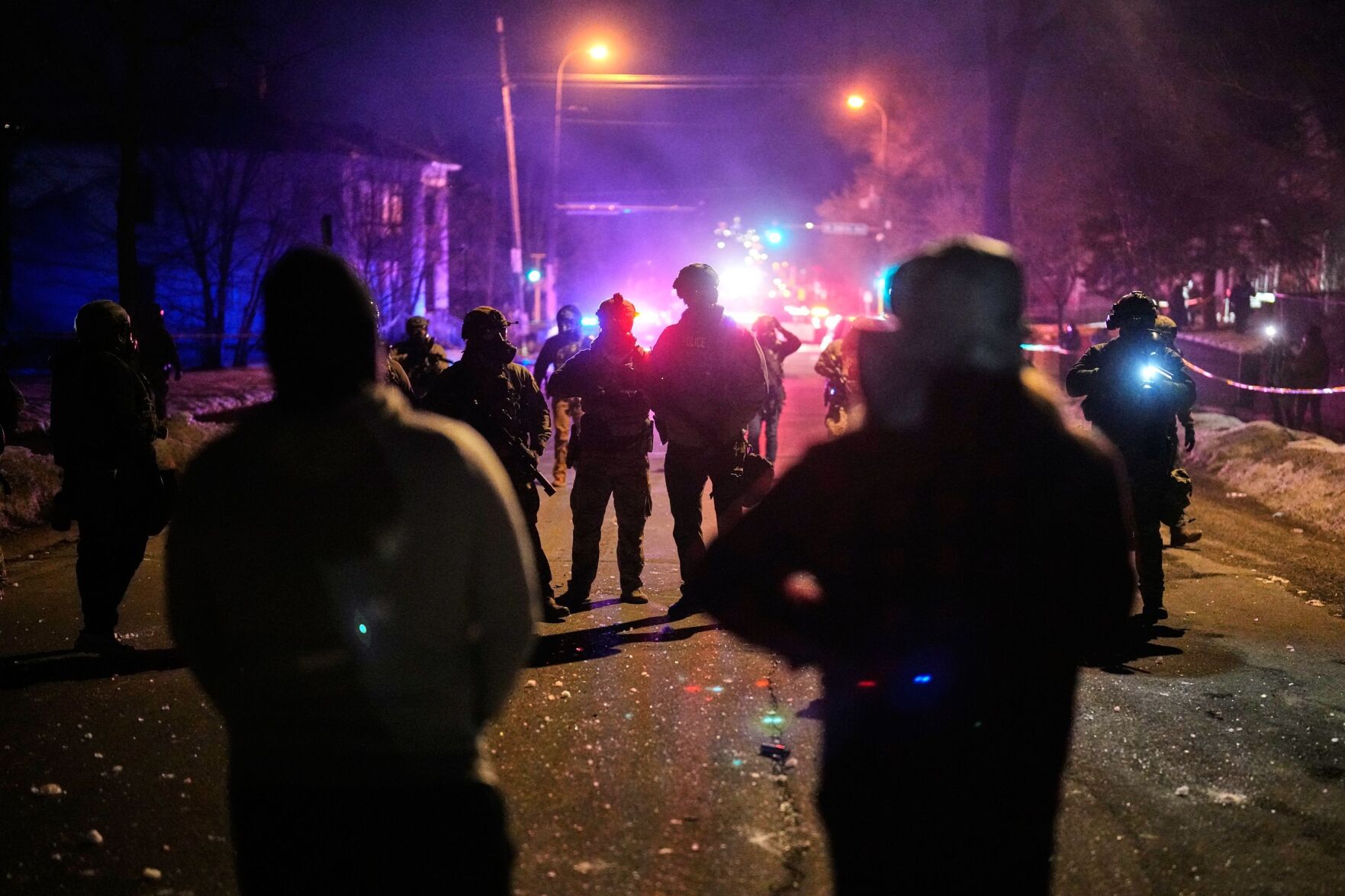 Person shot in leg by federal law enforcement in Minneapolis after ...