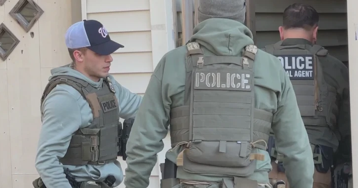 ICE agents arrest hundreds of migrants in sanctuary cities, including ...