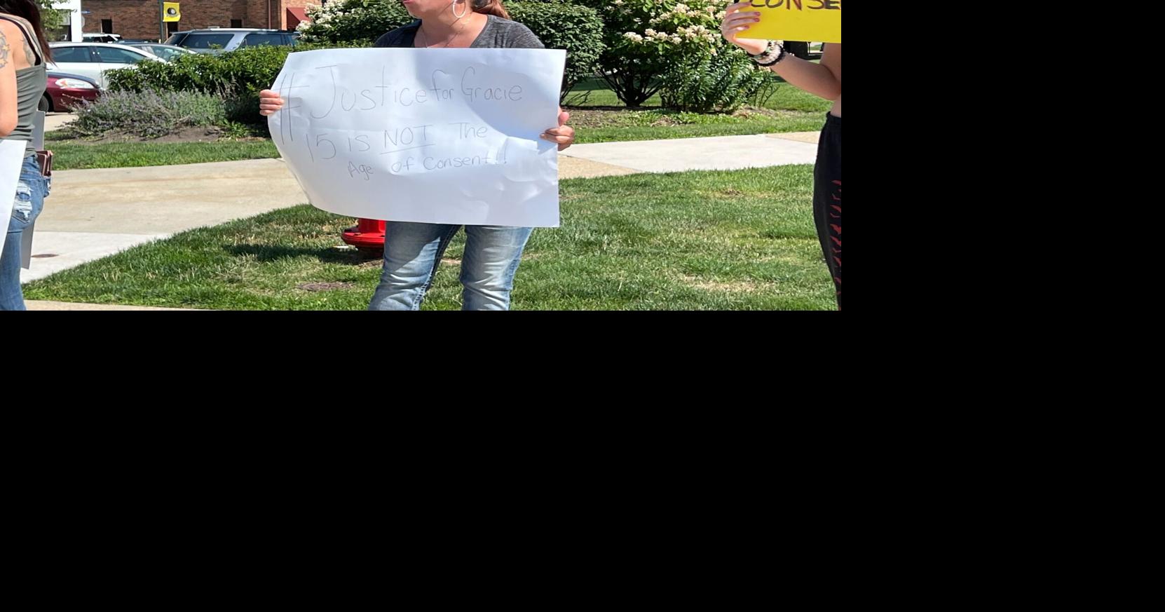 Photos: Timothy Doll Court and Rally | | wrex.com