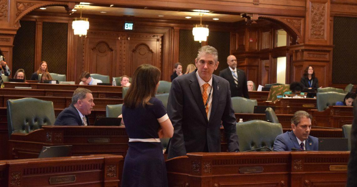 Lawmakers moving forward on public defender reform | Illinois | wrex.com