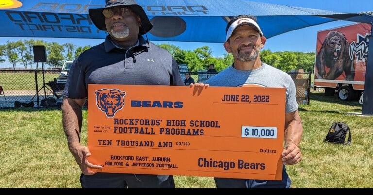 Bears donate $10K to RPS 205 football programs | Sports | wrex.com