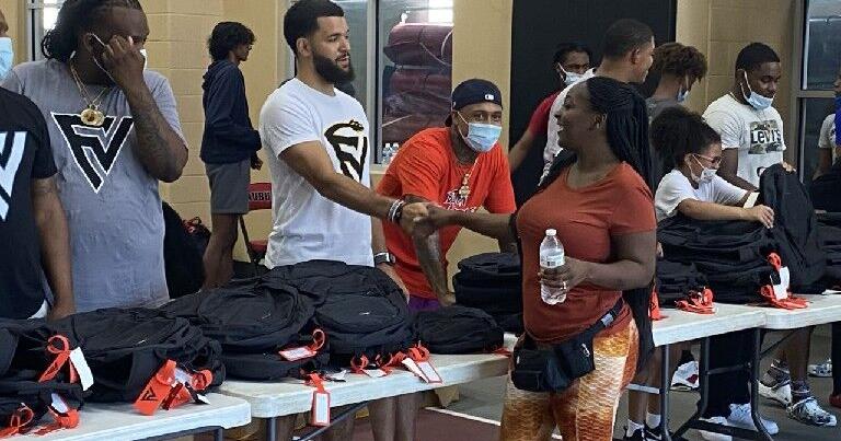 Fred VanVleet hosts annual backpack giveaway | Archive | wrex.com Fred VanVleet hosts annual backpack giveaway | Archive | wrex.com