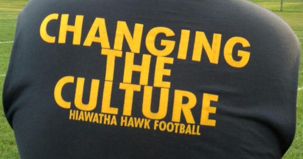 FNF Two-A-Days: Hiawatha Hawks | Sports | wrex.com