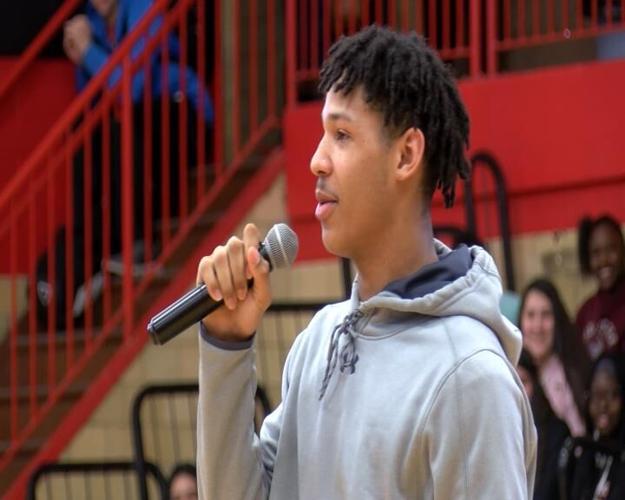 East’s state-bound basketball team gets celebration send-off | Positive ...
