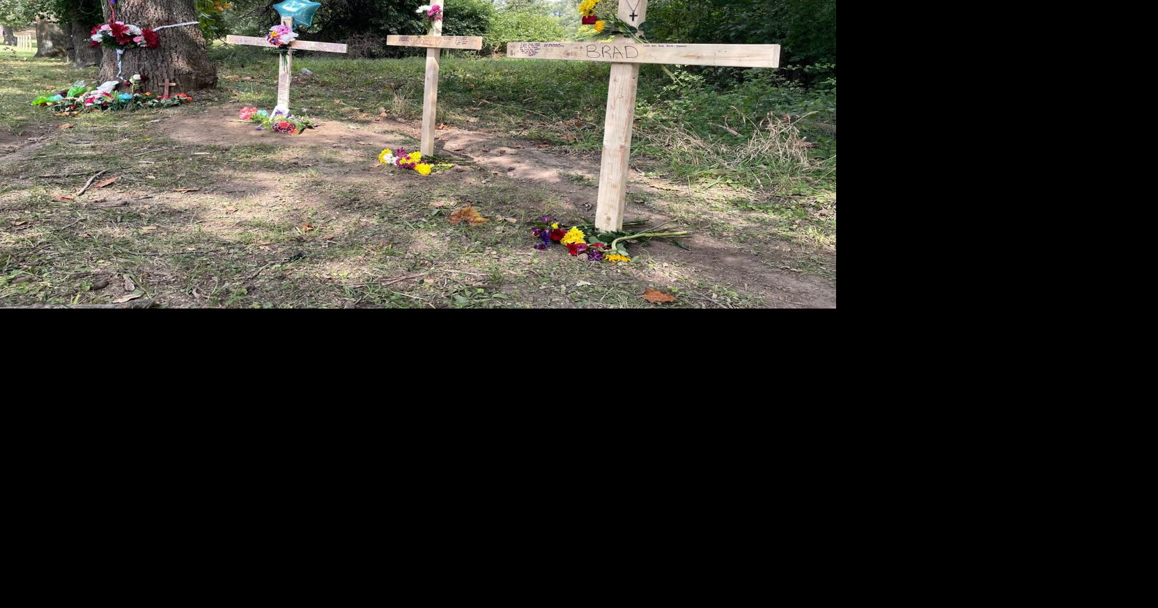 Three high school students died in a single-vehicle crash | News ...