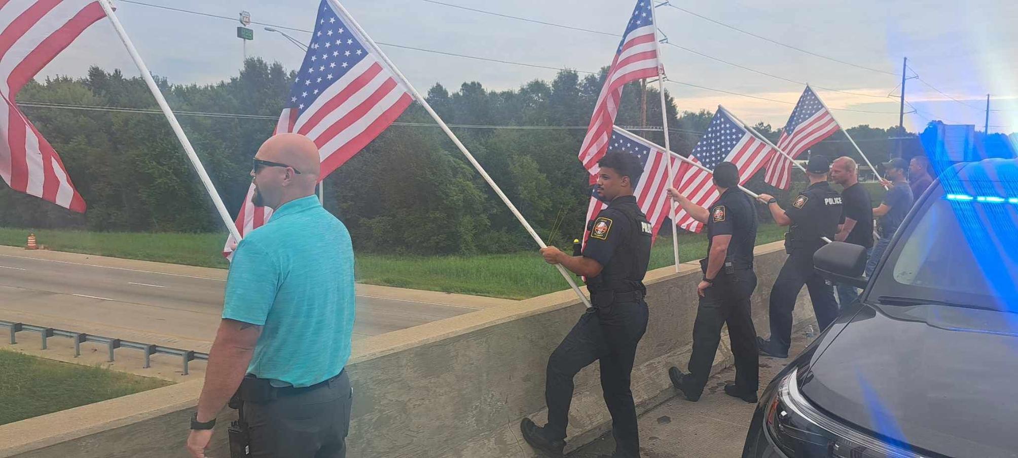 First Responders on Bridge | | wsiltv.com