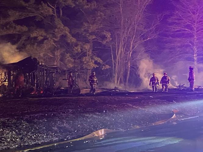 Fire crews battle homes on fire in Zeigler | | wsiltv.com