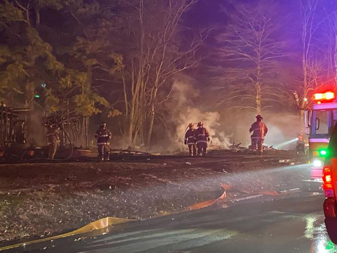 Fire crews battle homes on fire in Zeigler | | wsiltv.com