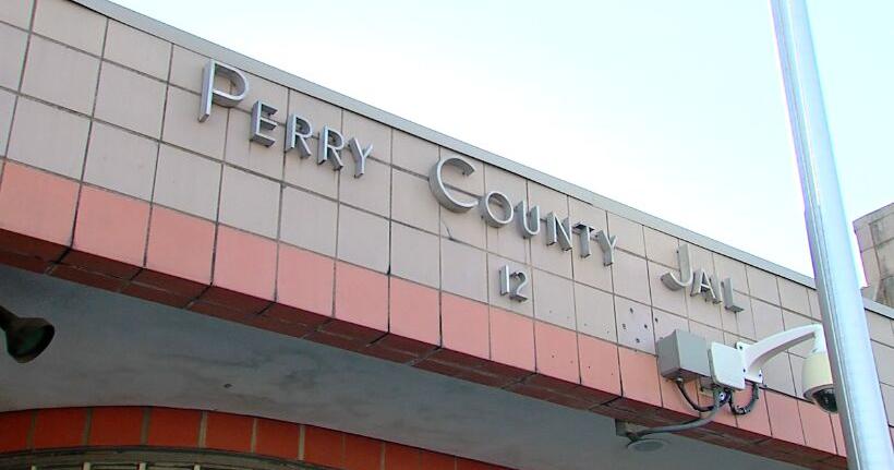 Perry County sheriff plans to lay off four deputies | News | wsiltv.com