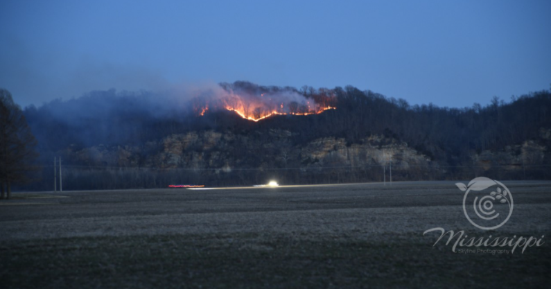 Fountain Bluff fire grows to 33 acres | News | wsiltv.com