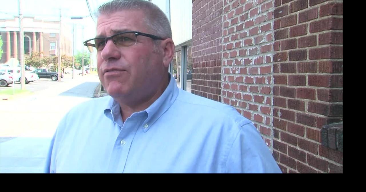 Illinois GOP Governor Candidate Darren Bailey makes a stop in Southern ...