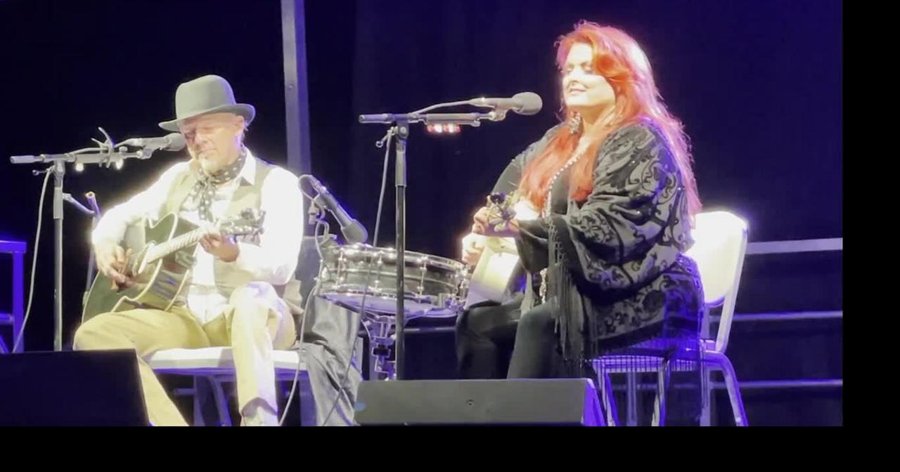 Country superstar Wynonna Judd performs in southern Illinois | News ...