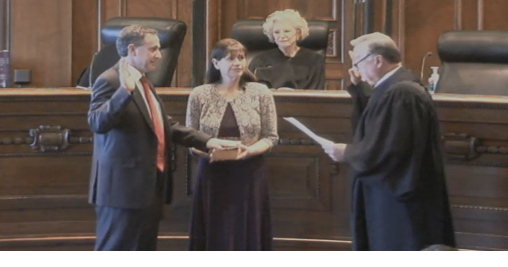 Justice David Overstreet sworn into Illinois Supreme Court | News ...