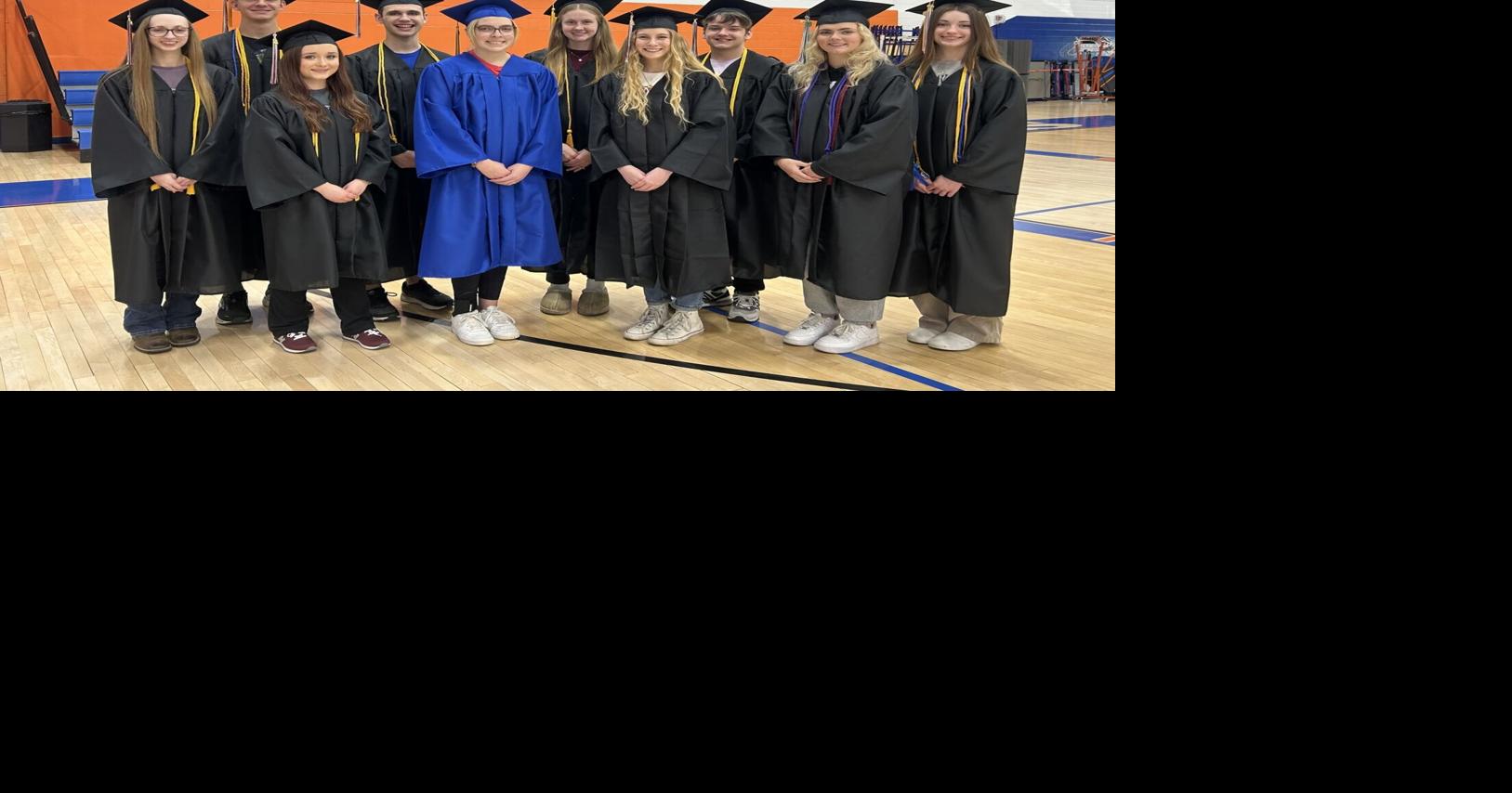 Vienna High School Announces 10 Graduates Walking Across Stage With ...