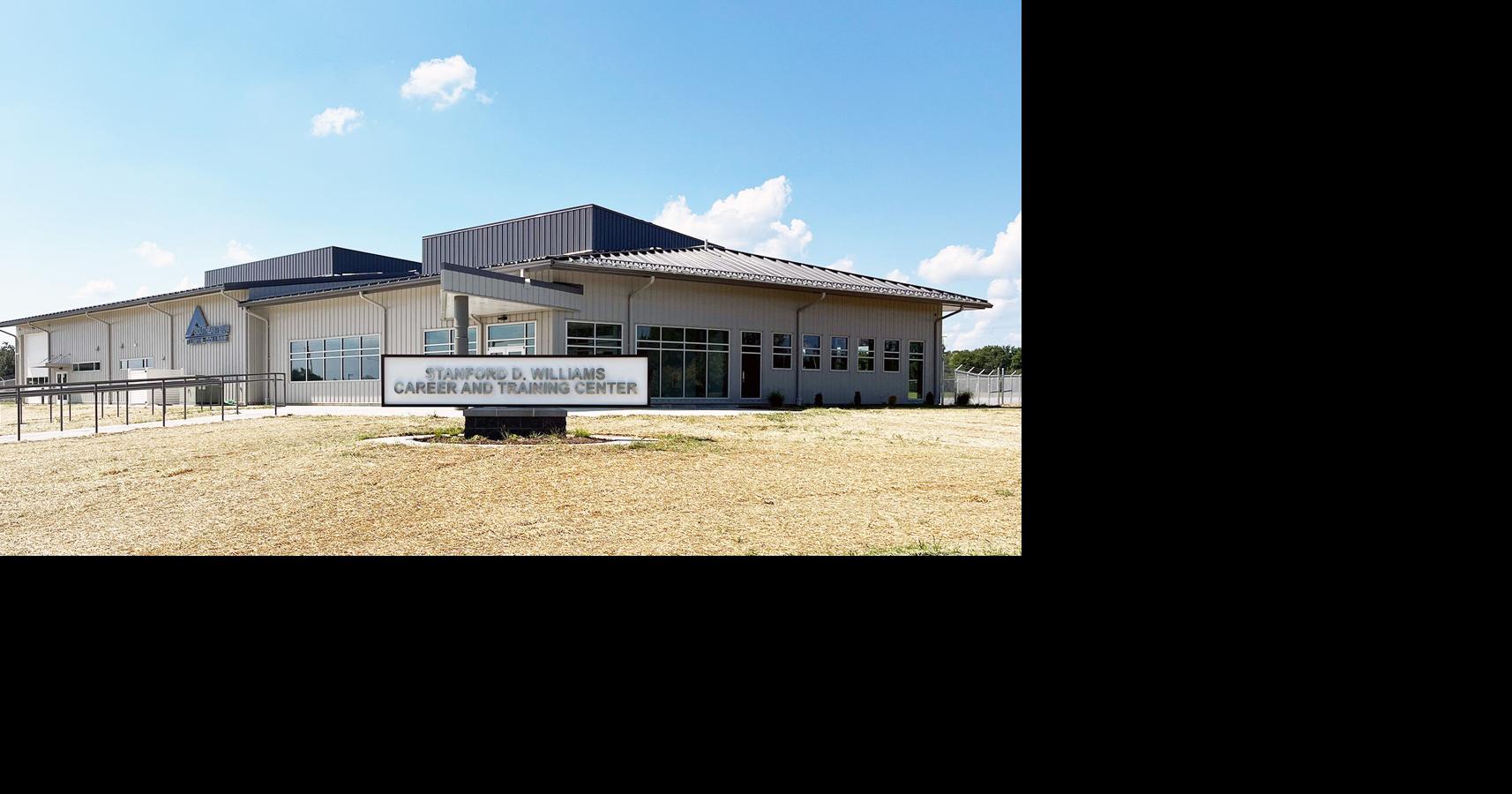 Stanford D. Williams Center opens in Carmi; boosts local workforce ...