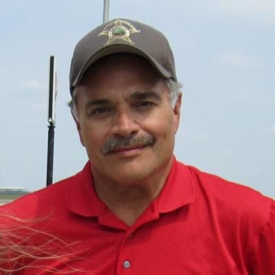 WSPY to air interview with farm broadcaster Max Armstrong | Local News ...