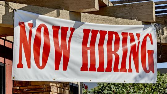 Illinois unemployment rate unchanged from March to April | Local News ...