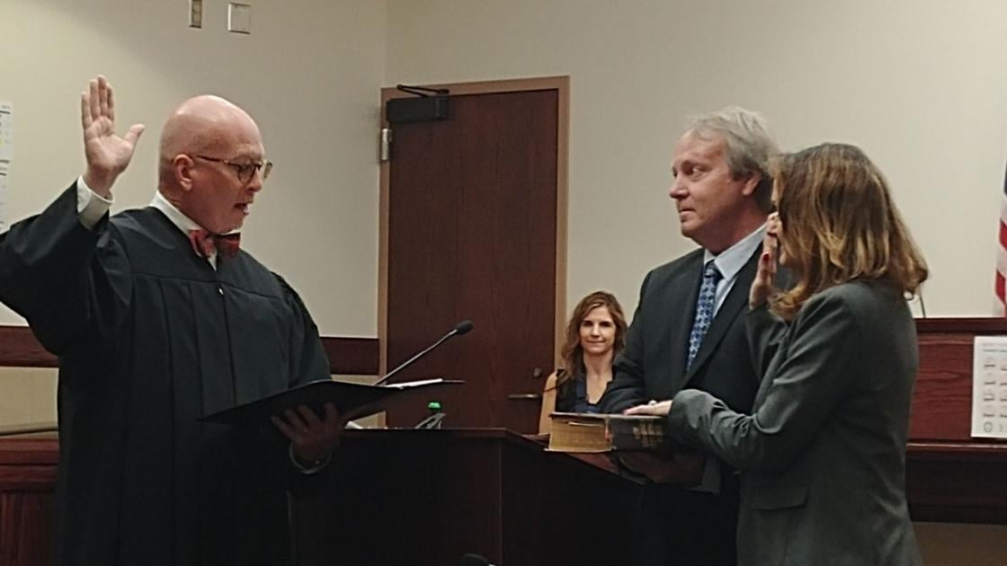 Gleason Installed as Judge in Kendall County, 23rd Judicial Circuit ...