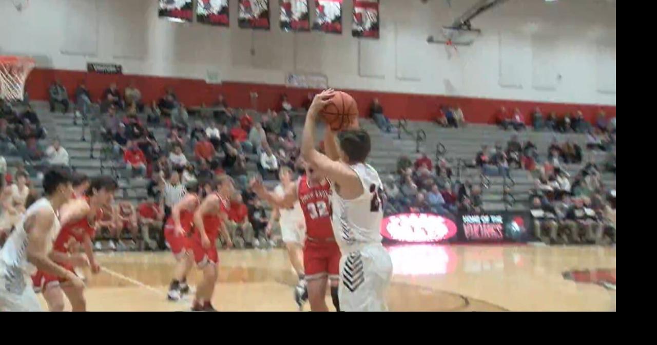 Barr-Reeve boys basketball beat North Knox | Sports | wthitv.com
