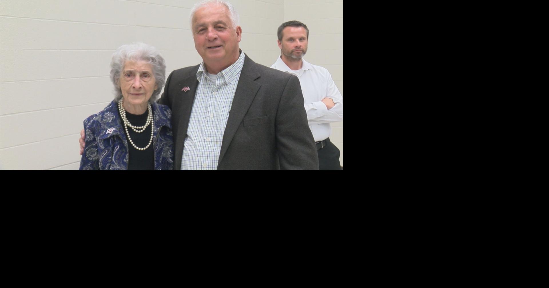 City of Robinson swears in new mayor | News | wthitv.com