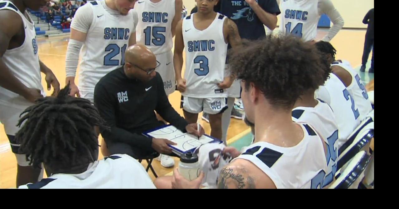 SMWC men's basketball wins at home over IU Southeast | Sports | wthitv.com