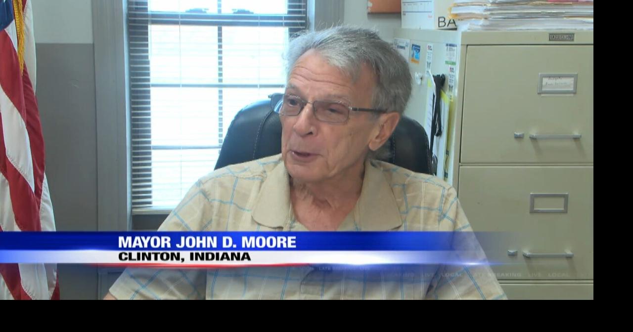 John D. Moore takes office as new mayor of Clinton | News | wthitv.com