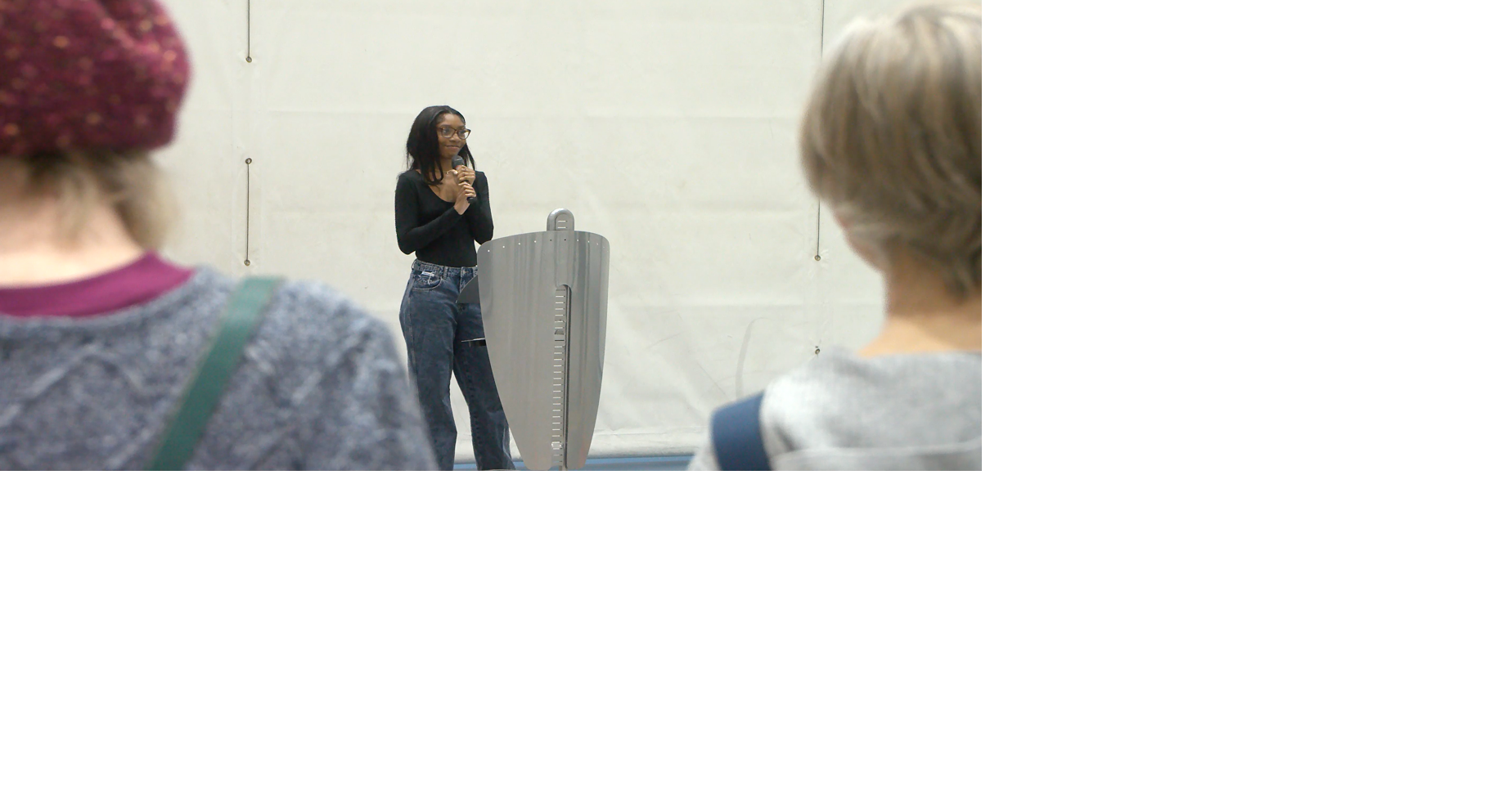 Vincennes University students and community members come together to ...