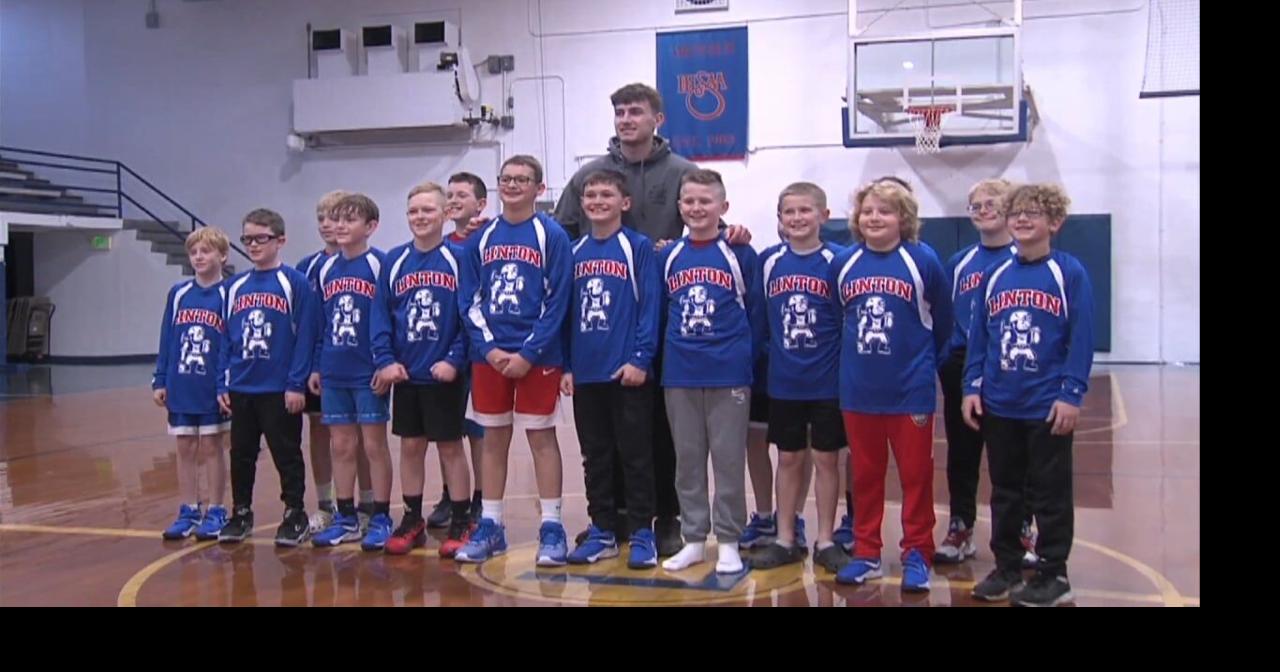Hart Gives Back | Sports | wthitv.com