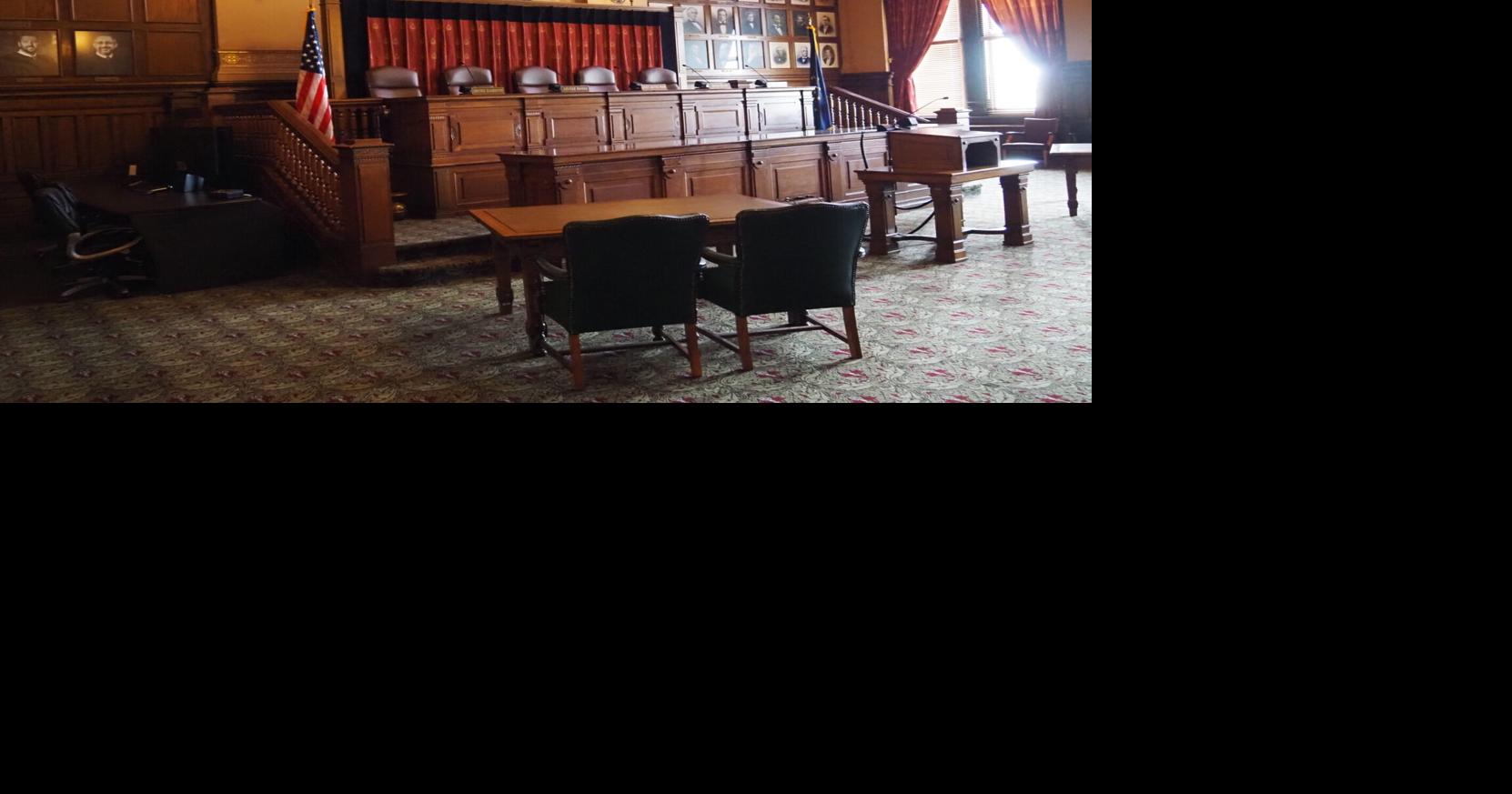 Indiana Supreme Court hears dispute over bush obstruction at rural ...