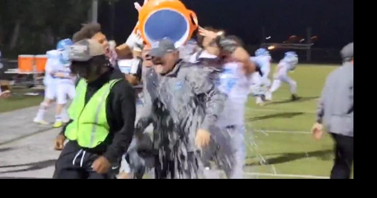 SMWC makes historic sprint football debut | Sports | wthitv.com