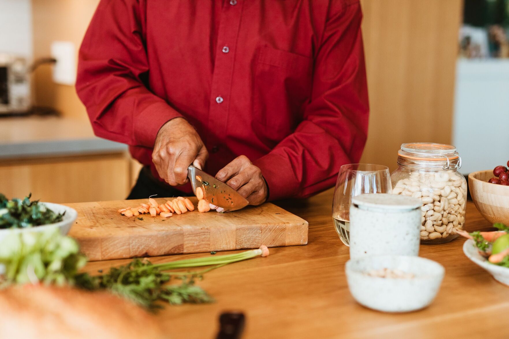 35 million tons of food go to waste yearly in the US. Experts share ...