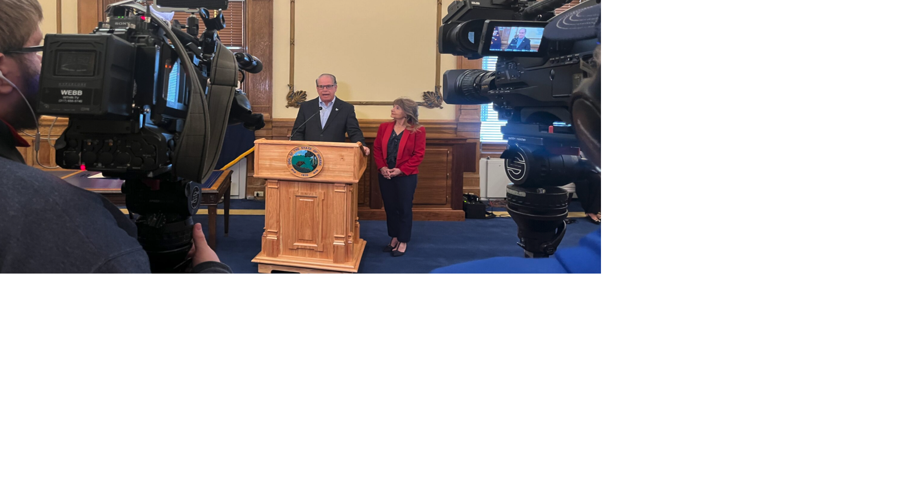 Indiana governor expands paid parental leave for state employee | News | wthitv.com