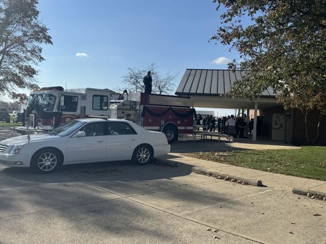 Friends and family honor fallen Prairieton Fire Chief Dave Phelps ...