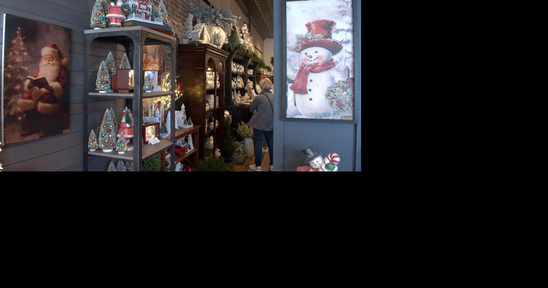 Small-town Washington shops transform for 'Jingle All the Way' | News ...