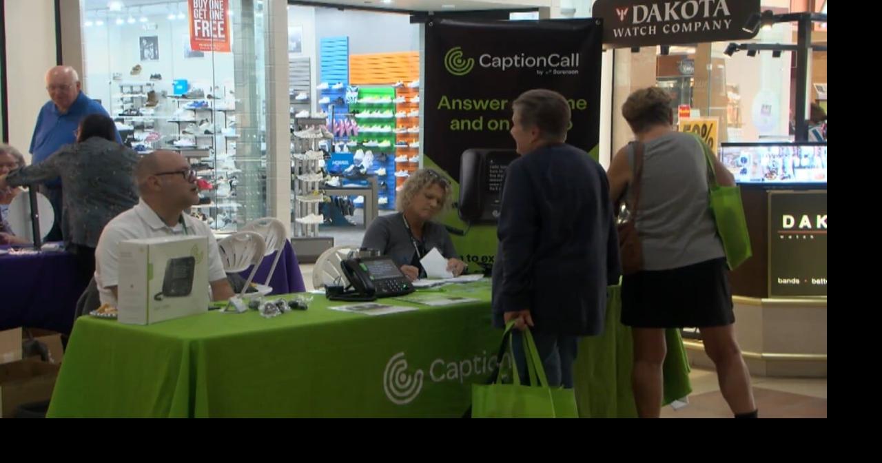 Hundreds stop by WTHI-TV Senior Fair at Haute City Center | News ...