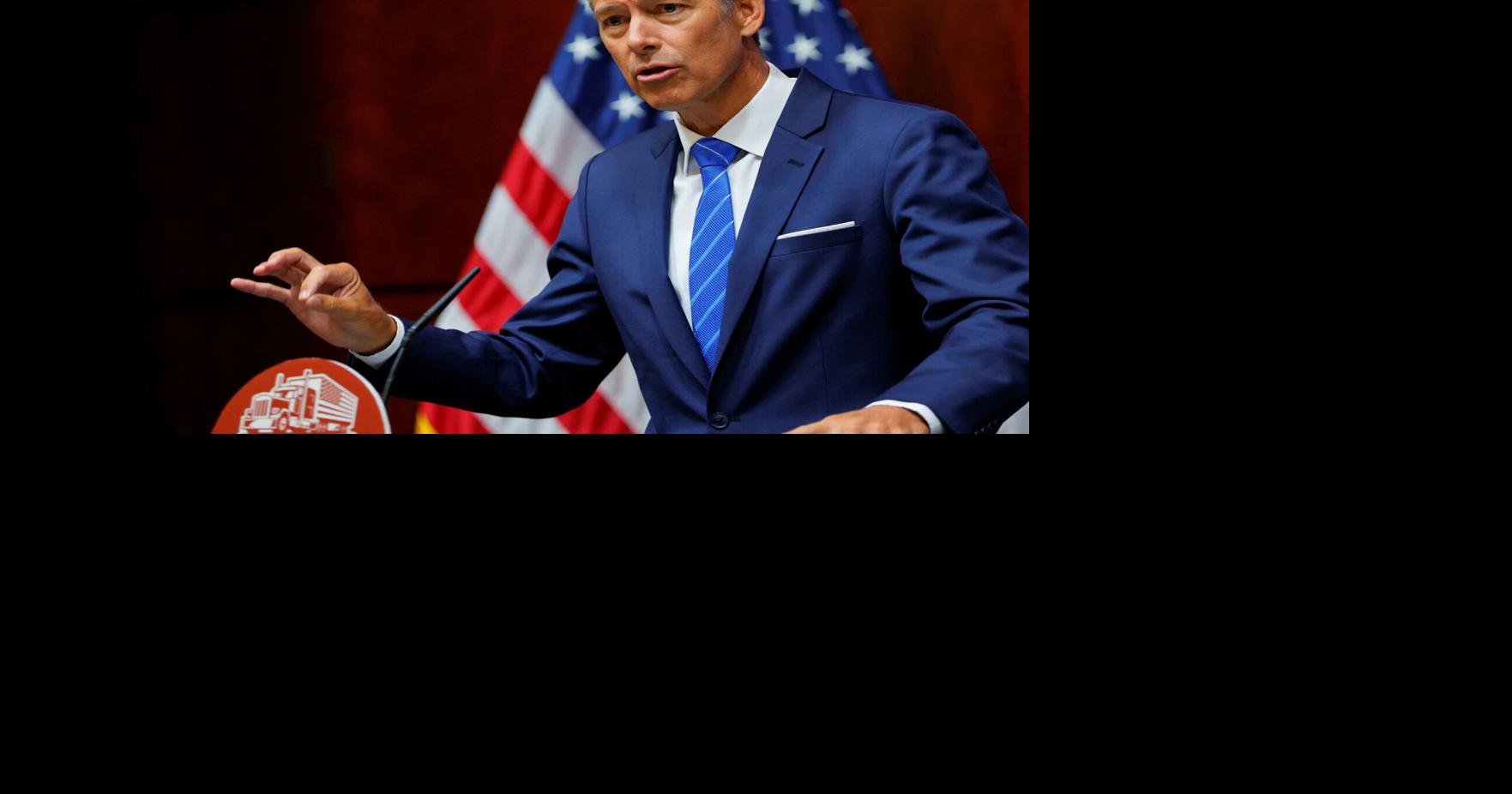 Elon Musk calls acting NASA chief ‘Sean Dummy’ as SpaceX moon contract ...