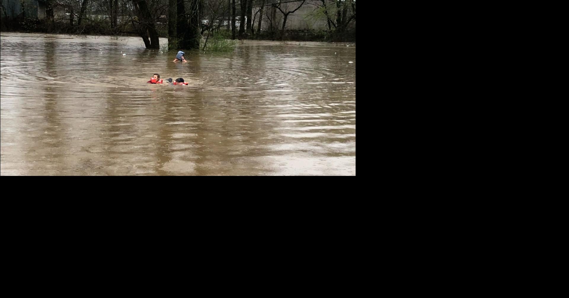 Tupelo firefighters rescued woman from flood waters | News | wtva.com