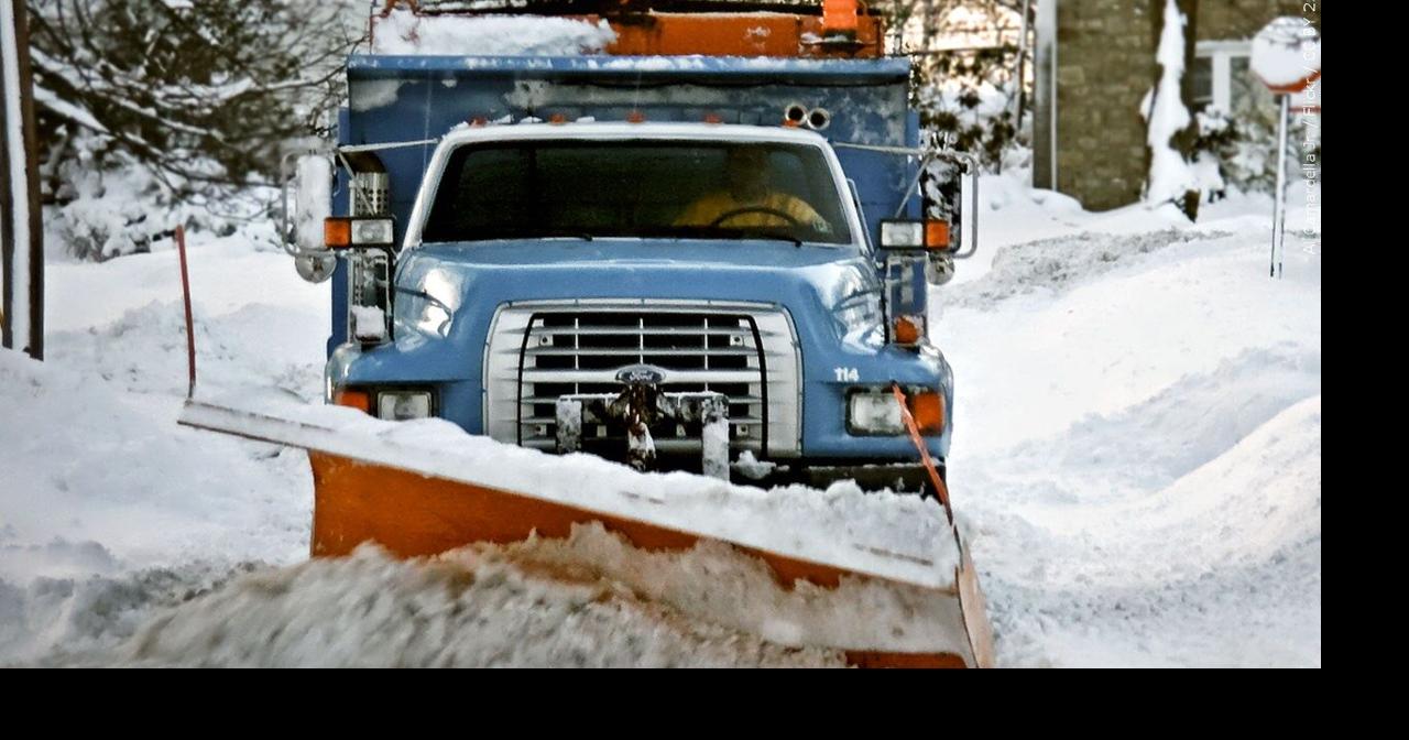 Mississippi sending 135 snowplows to help clear ice and snow from ...