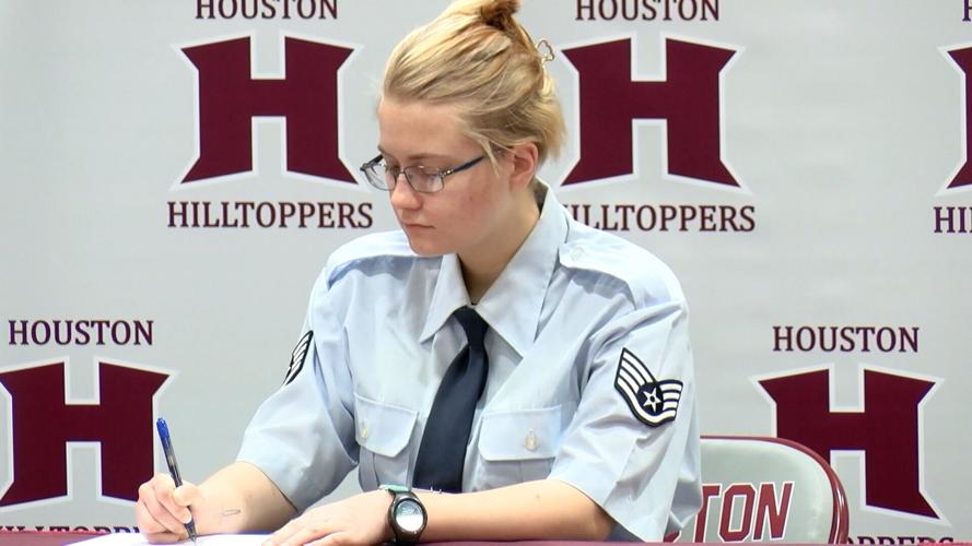 Houston High School held signing day for graduating seniors | Local ...