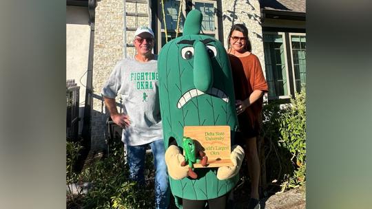Delta State Fighting Okra mascot visits record-breaking cousin in ...