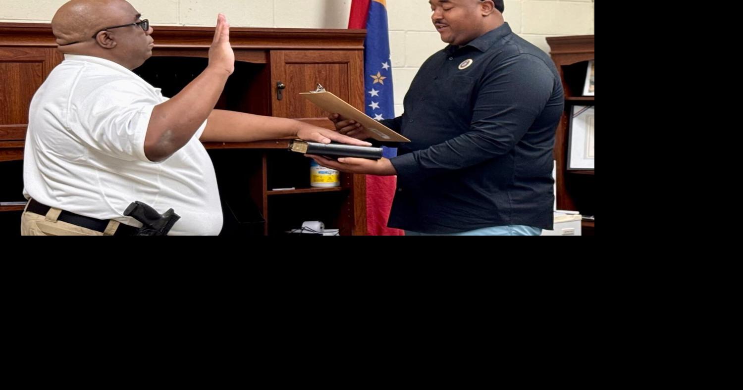 Macon Mayor swears in Andreas Walker as Chief of Police | News | wtva.com