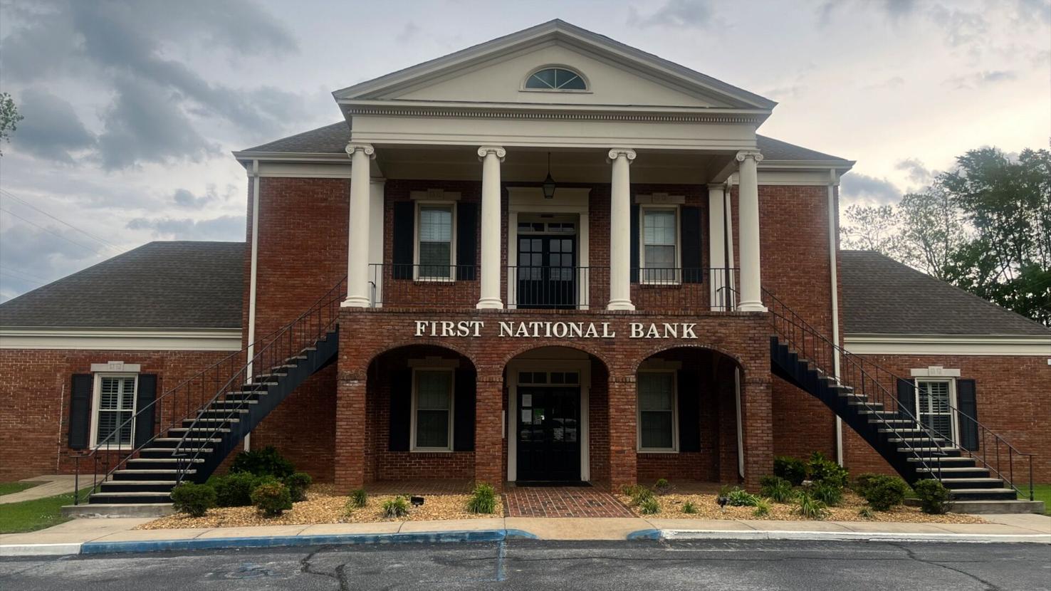No injuries in Sulligent bank robbery | Alabama | wtva.com