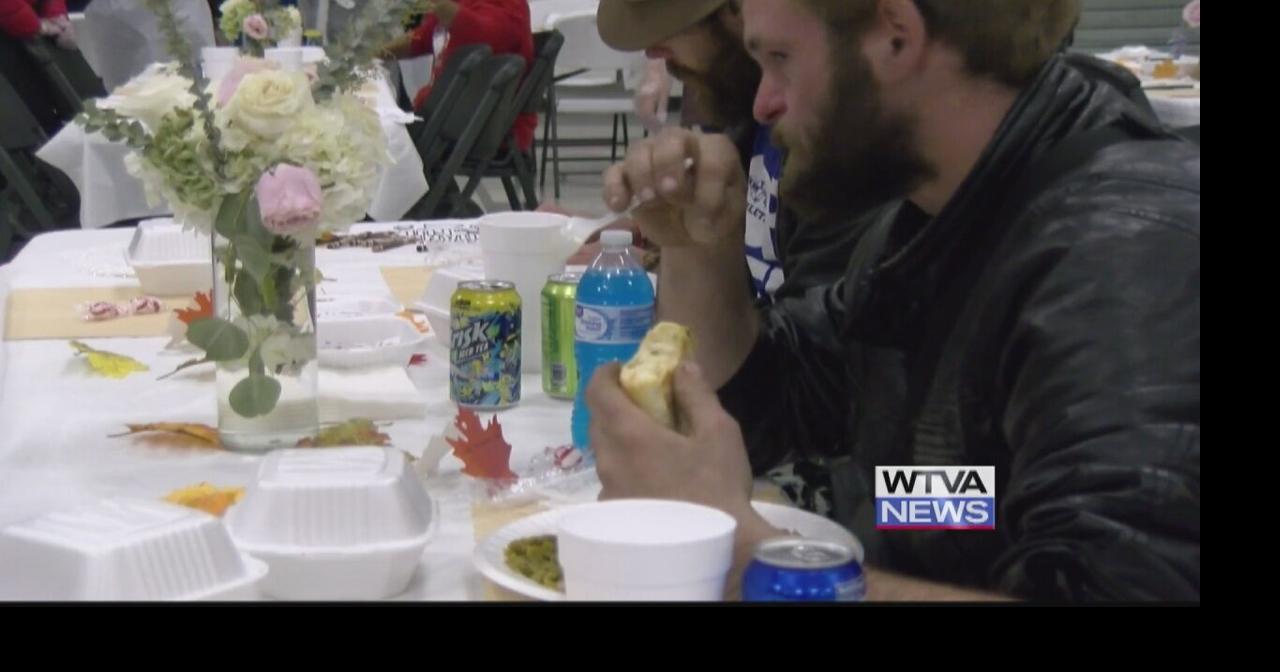 VIDEO- Hundreds receive Thanksgiving meal from Salvation Army | Local ...