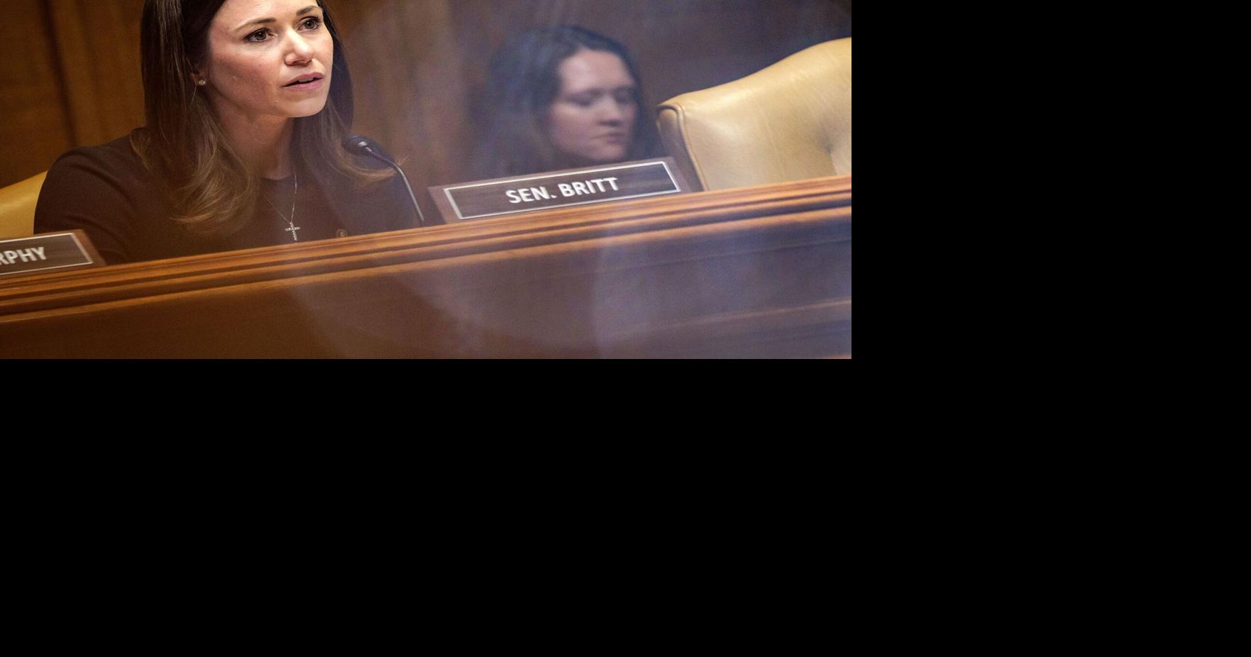 Alabama senator introduces legislation to create alerts for shark ...